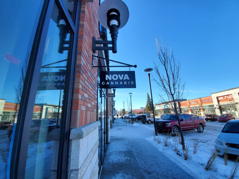 YEG Signs & Graphics – Edmonton Sign Company – Custom Indoor & Outdoor ...